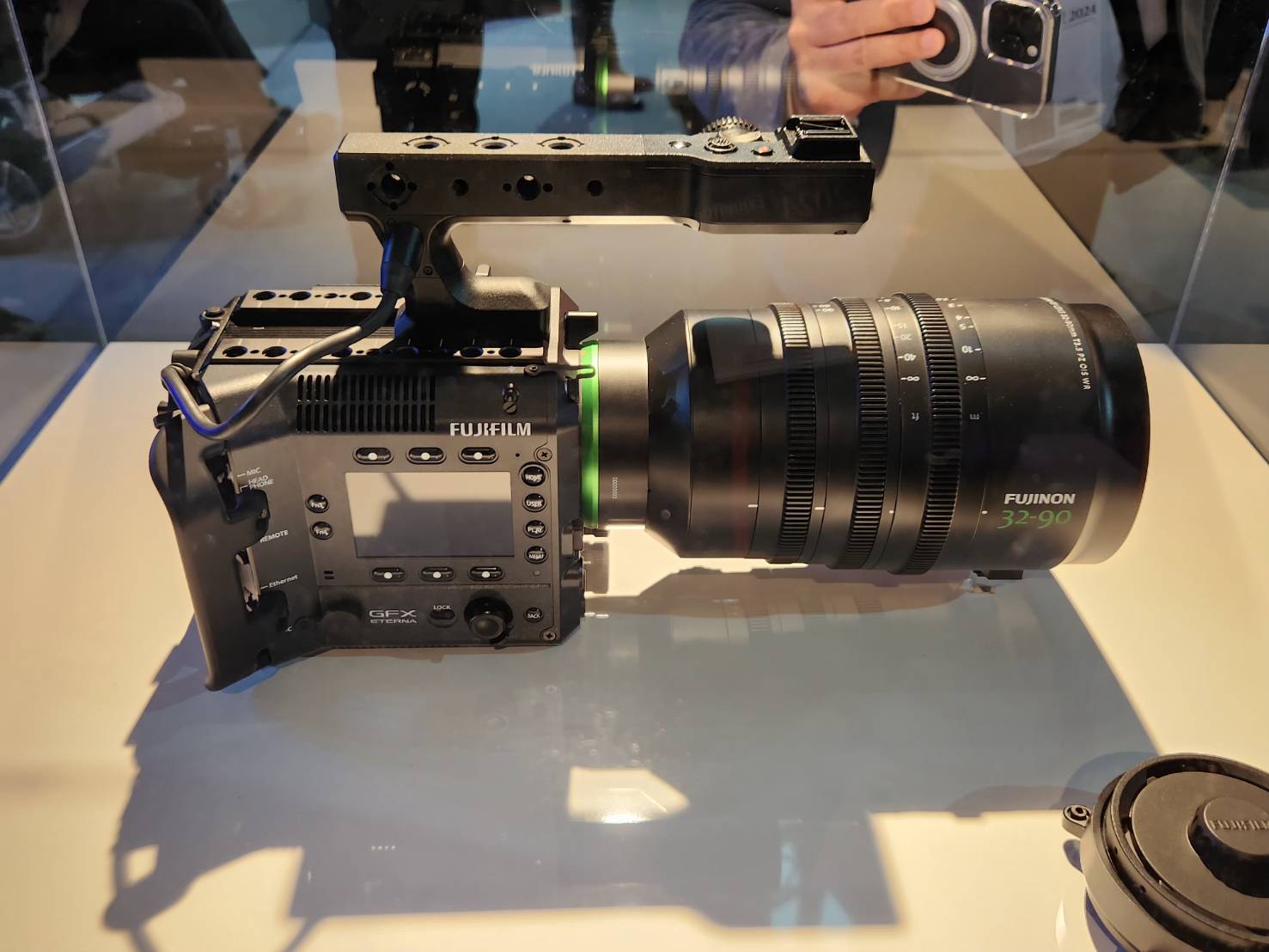 フジフイルムが本気で挑むシネマカメラ市場 | FUJIFILM GFX ETERNA（エターナ）がInterBEE 2024に登場 | ミヤビ ...